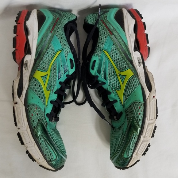 Mizuno | Shoes | Mizuno Wave Inspire 8 Green Running Shoes 95 | Poshmark